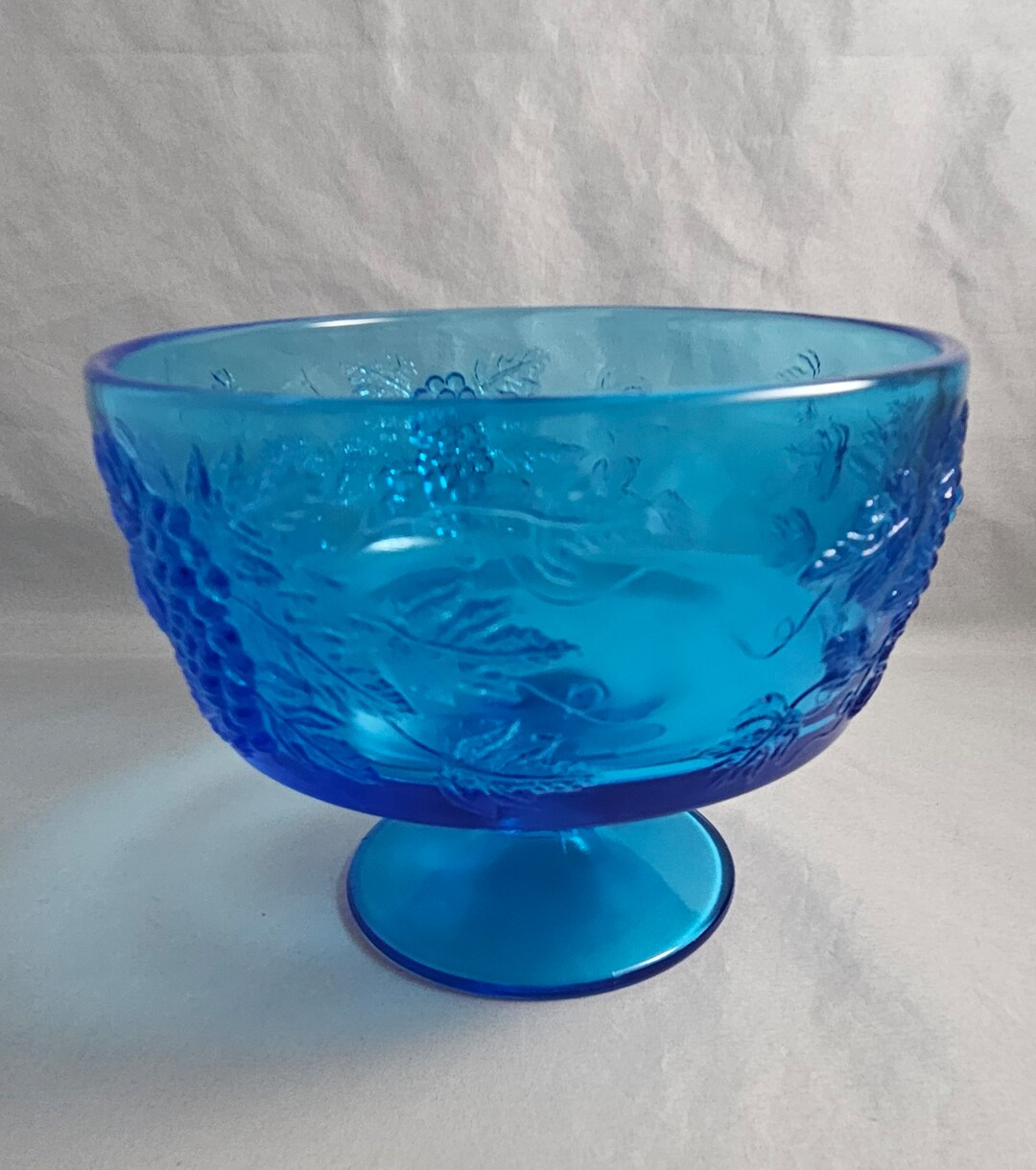 Vintage L.E. Smith Turquoise Blue Candy Dish Grape Design Beautiful ...