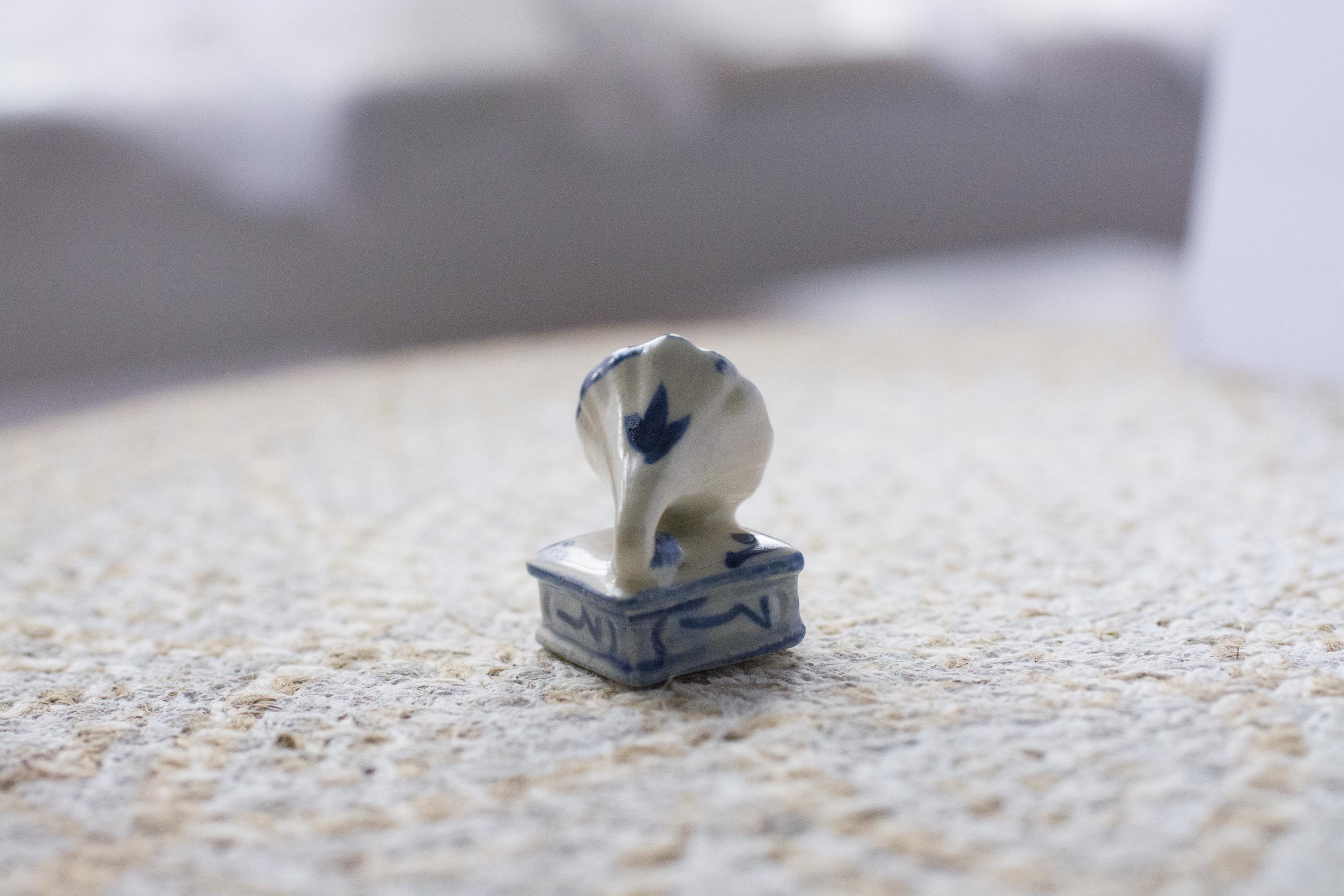 Vintage Delft Blue Gramophone, Record Player Miniature Figurine Ceramic ...