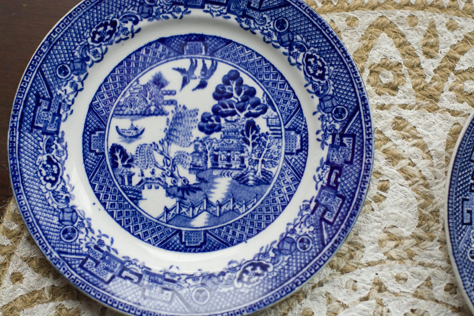 Set of 4 X Antique and Vintage Mismatch Blue and White, Blue Willow ...