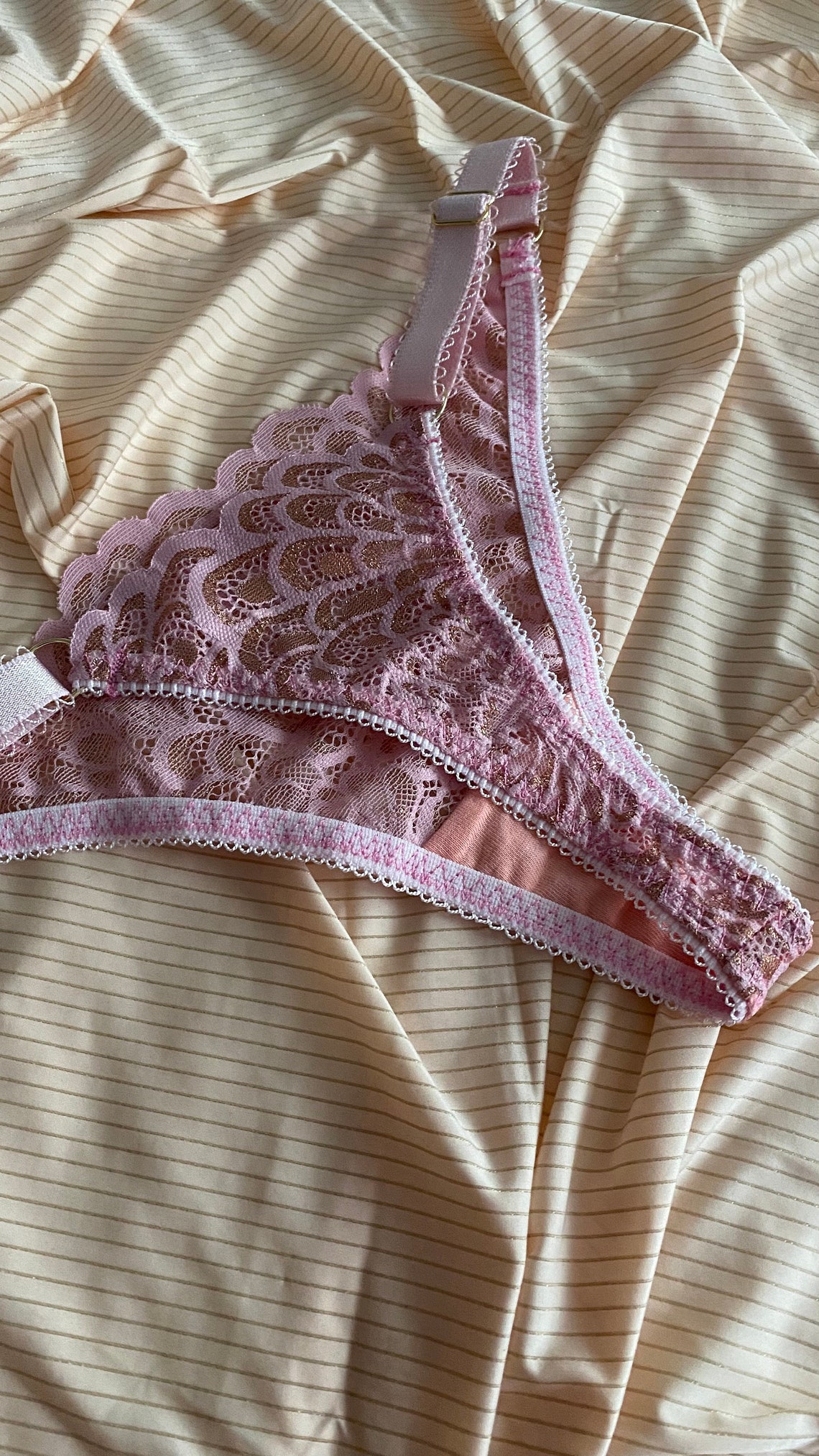 Pink Tangas, Lace Tangas, Shiny Lace Tangas, Elastic Lace Tangas ...