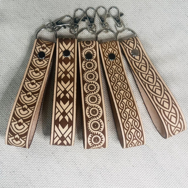 Engraved Geometric Pattern Keychain Keychains Strap Keychain Wristlet ...