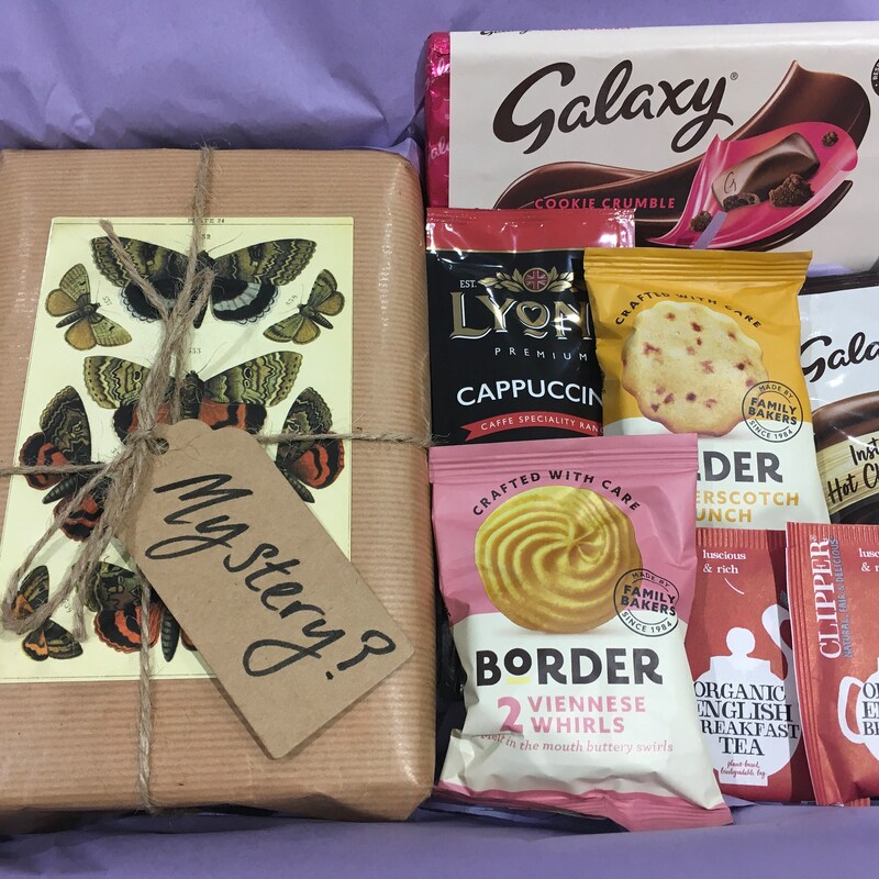 Gifts for Book Lovers - 60+ Gift Ideas for 2025