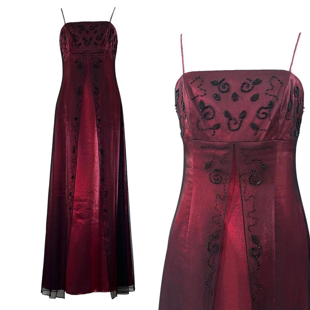 Red Black Vampy Gothic Mesh Overlay Prom Dress Evening Dress Wedding Homecoming Beaded Spaghetti