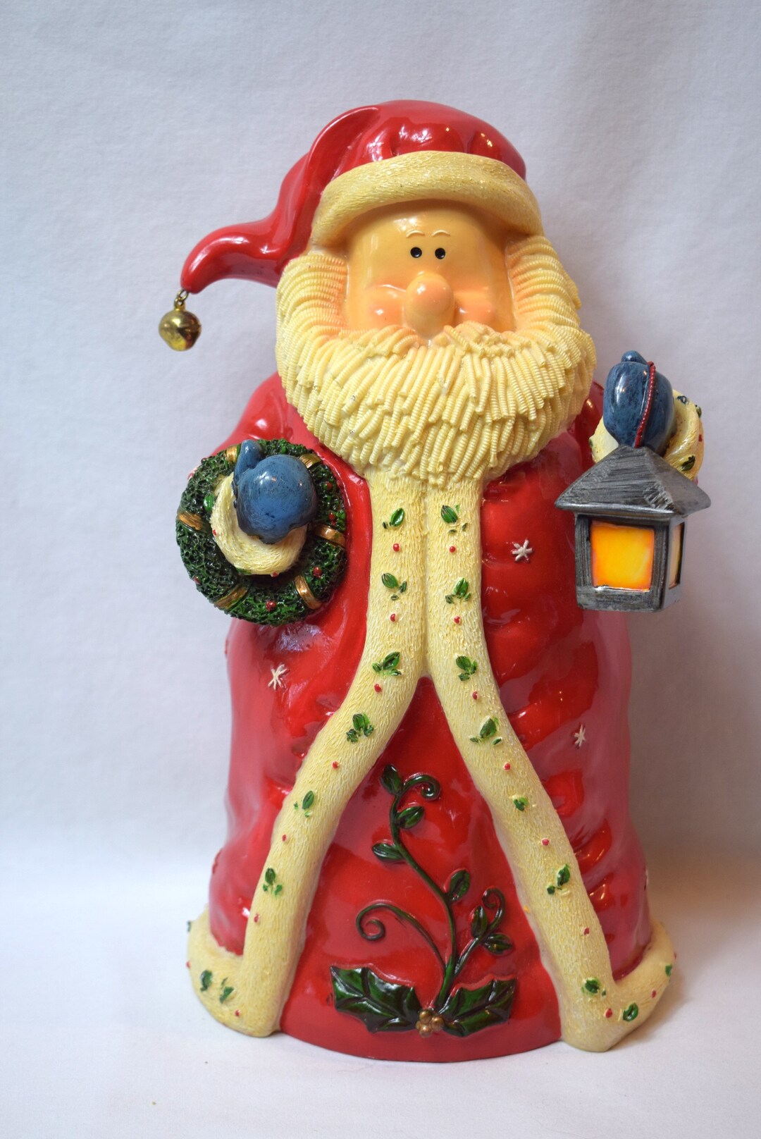 Vintage Resin 11 Inch Santa Claus Figure Holding Lantern and Wreath - Etsy