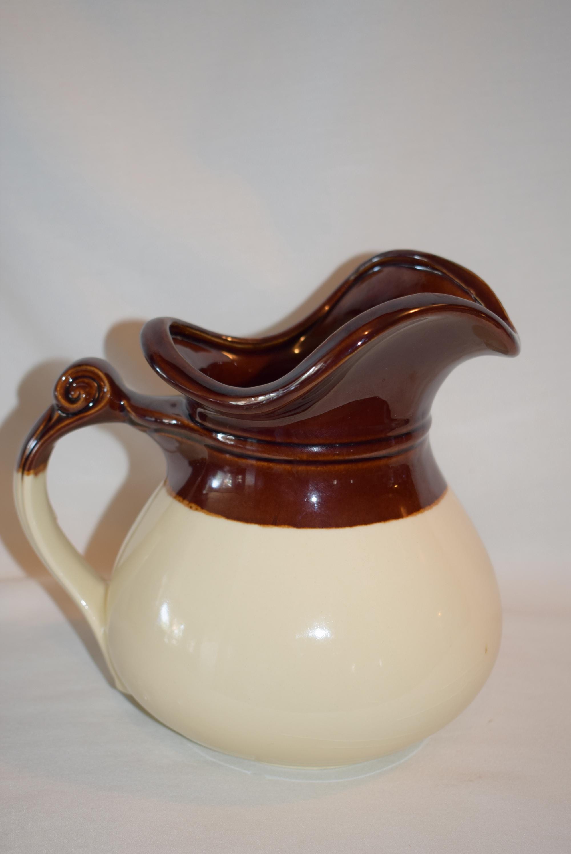 Vintage Mccoy Large Farmhouse Pitcher Brown and Cream Ruffle Rim 7515 ...
