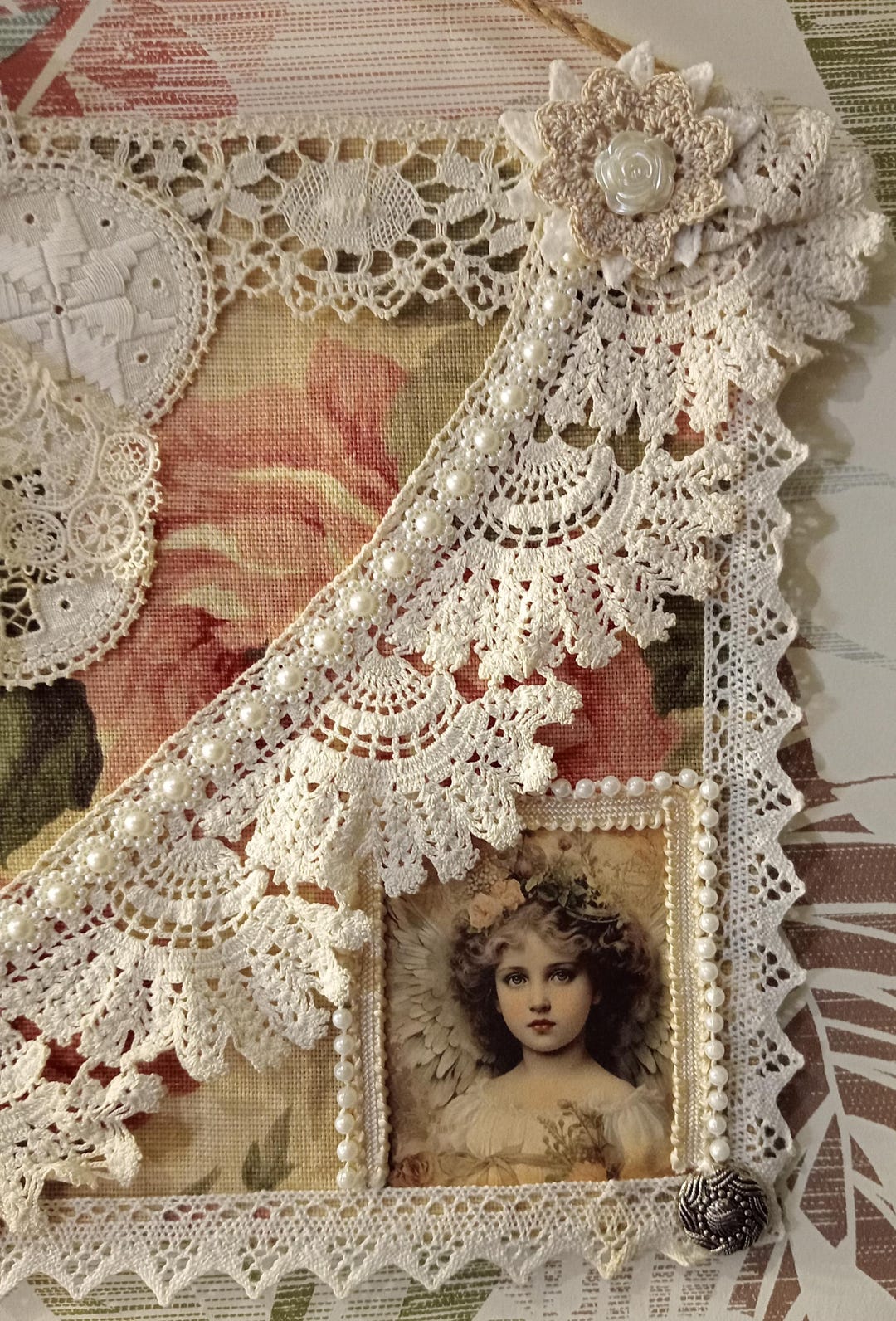 Shabby Chic Lace Wall Hanging, Vintage Style. - Etsy