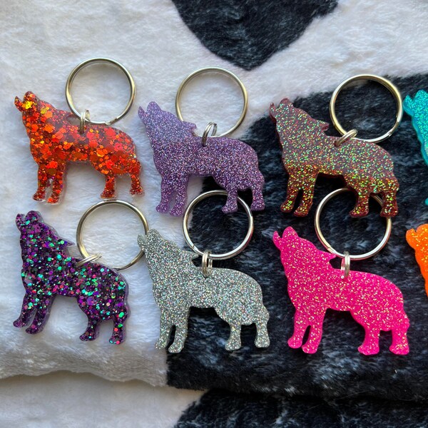Wolf Keychain - Etsy