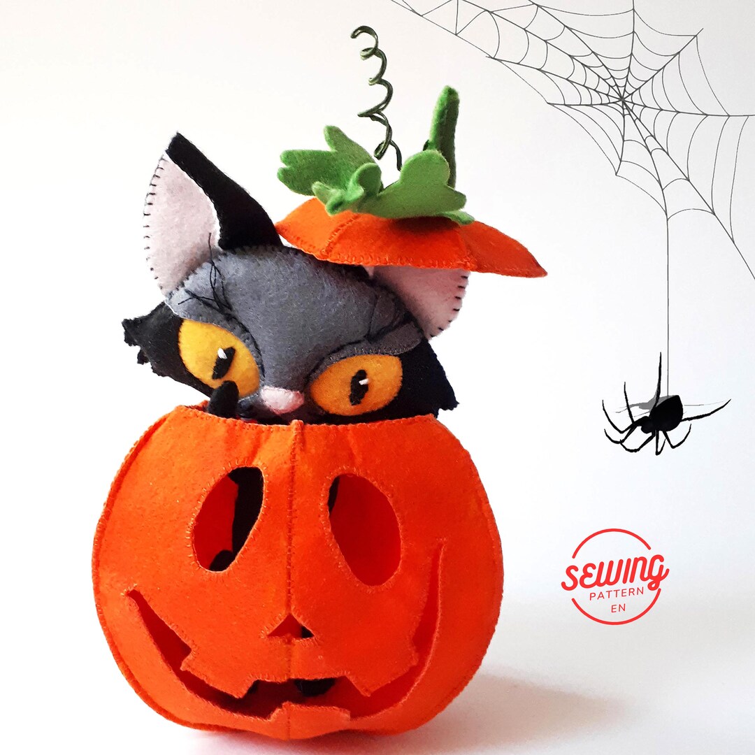 DIY Felt Bat Pattern | Halloween Decorations | Spooky Bat Decor for ...