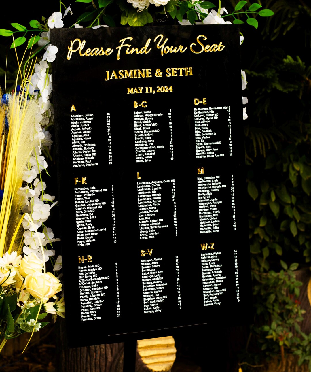 Acrylic Wedding Seating Chart: 3D Laser Cut, Mirror Gold Font - Etsy