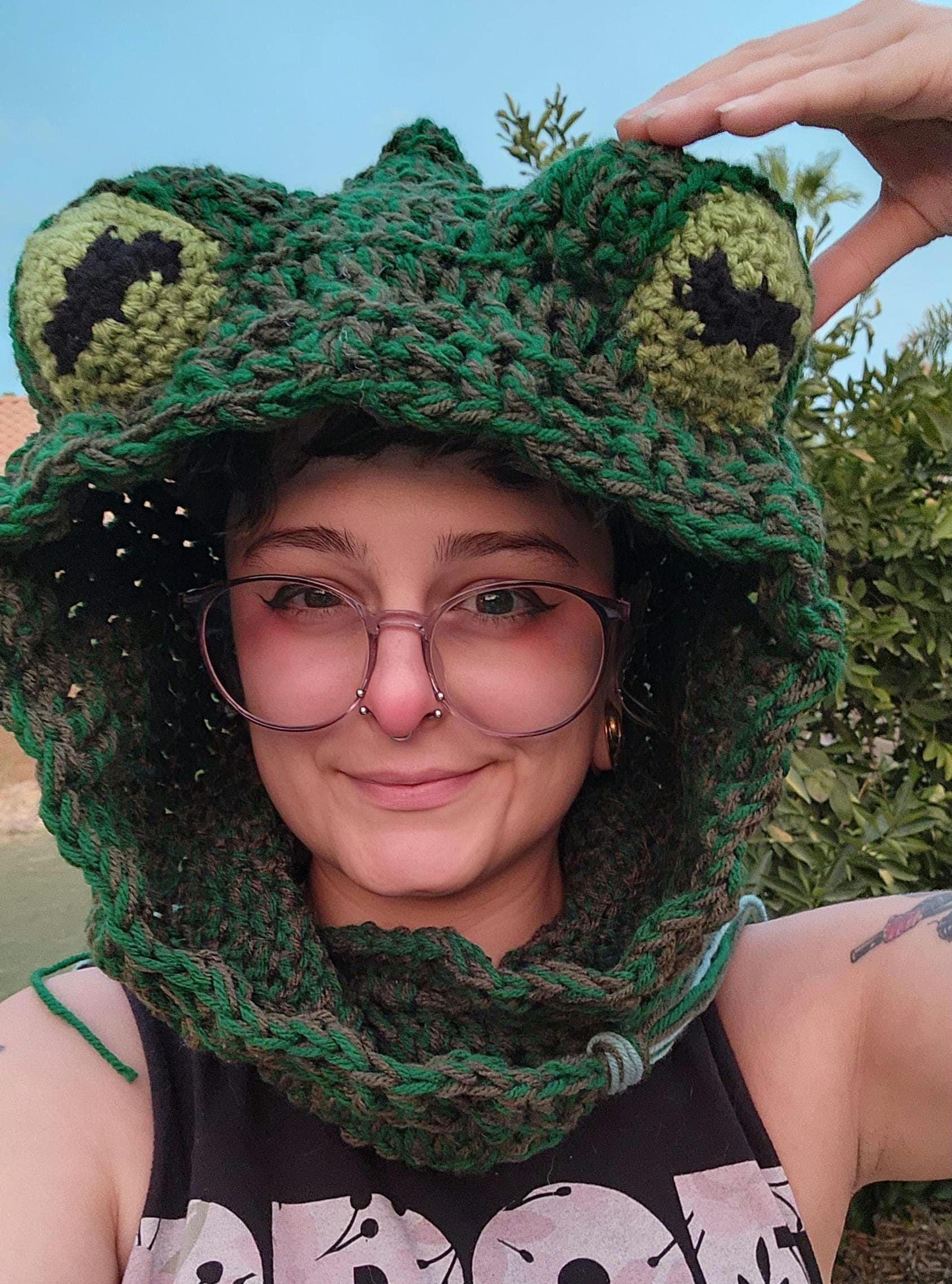Custom Squeaky Frog Hood - Etsy