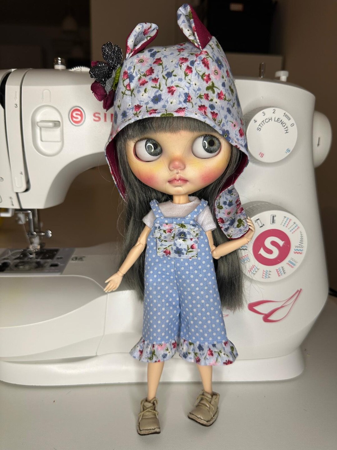 Handmade Doll Outfit, Pullip Clothing, Blythe Doll Fashion, Polka-dot ...