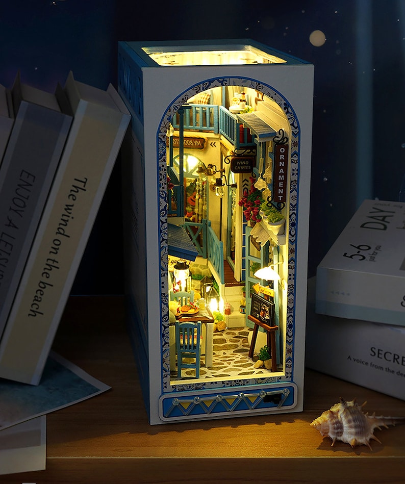 Diy Book Nook Sea Breeze Book Nook With Led Lights Puzzle Etsy 日本