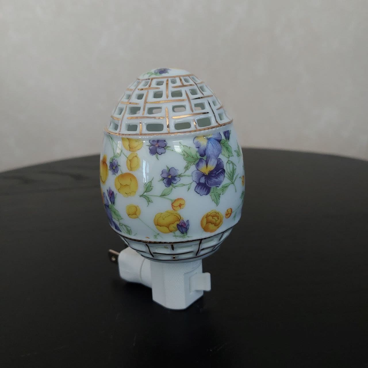Goya Porcelain Easter Egg Plug in Night Light, Quality Porcelain Oval ...