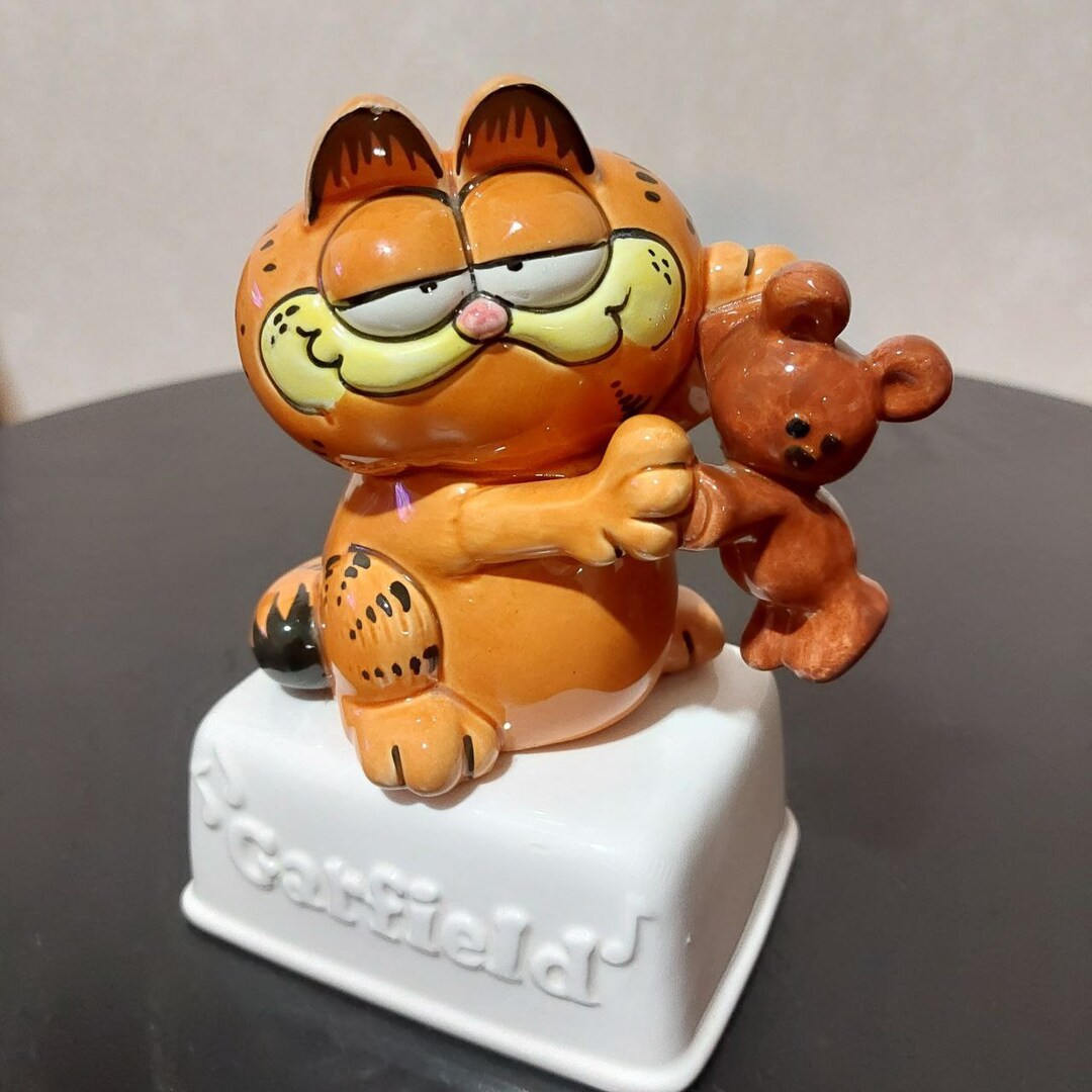 1981 Garfield the Cat and Pooky Ceramic MUSIC BOX 'could Have Danced ...