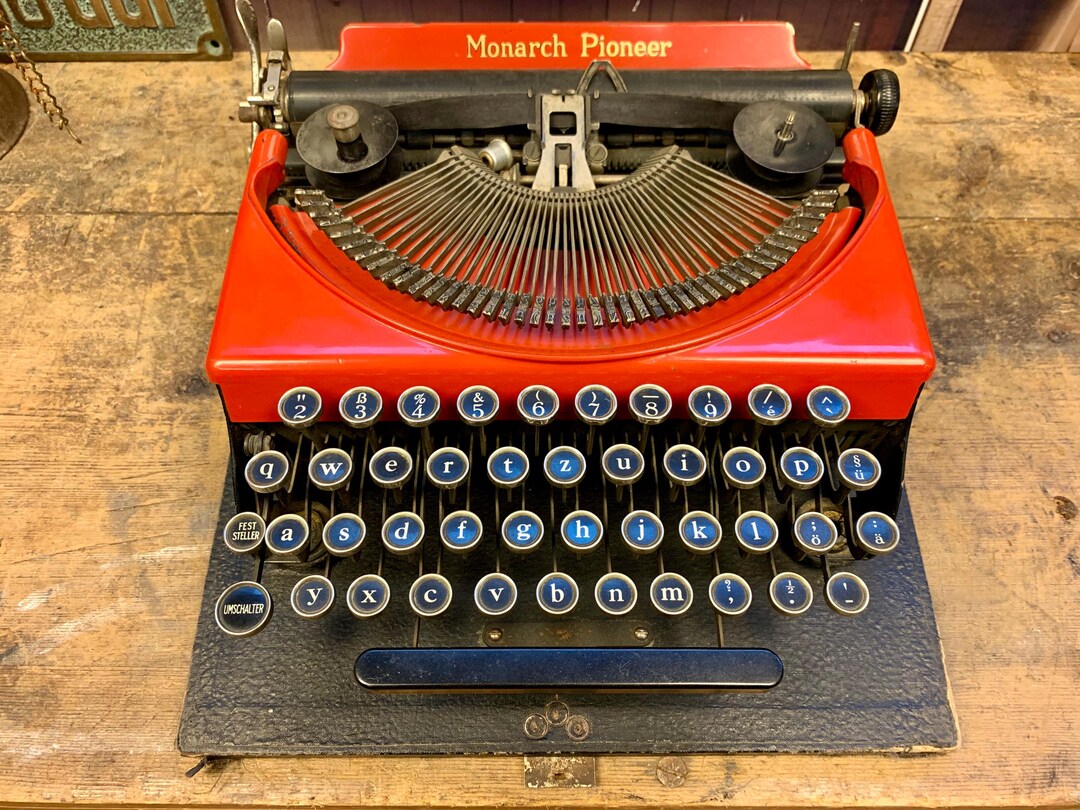 Vintage Antique Monarch (remington) Pioneer Typewriter in 1-star ...