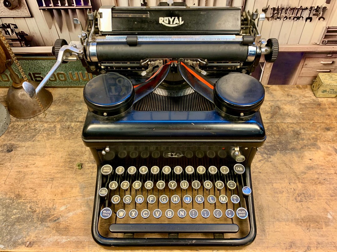 Vintage Antique Royal KHM Typewriter in 3-star Condition - Etsy