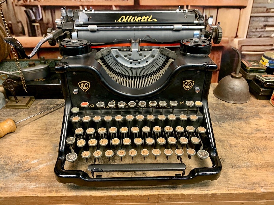 Vintage Antique Olivetti 40 Typewriter in 3-star Condition - Etsy