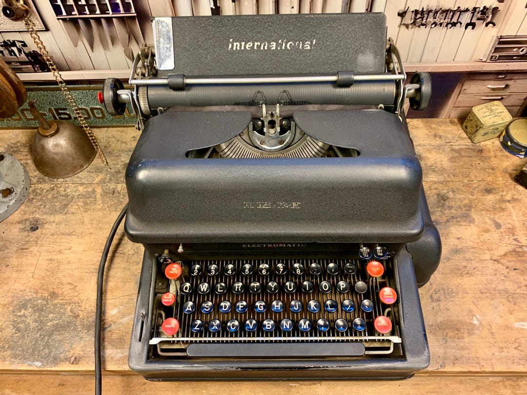 Vintage Antique IBM Electromatic Typewriter in 3-star Condition - Etsy UK