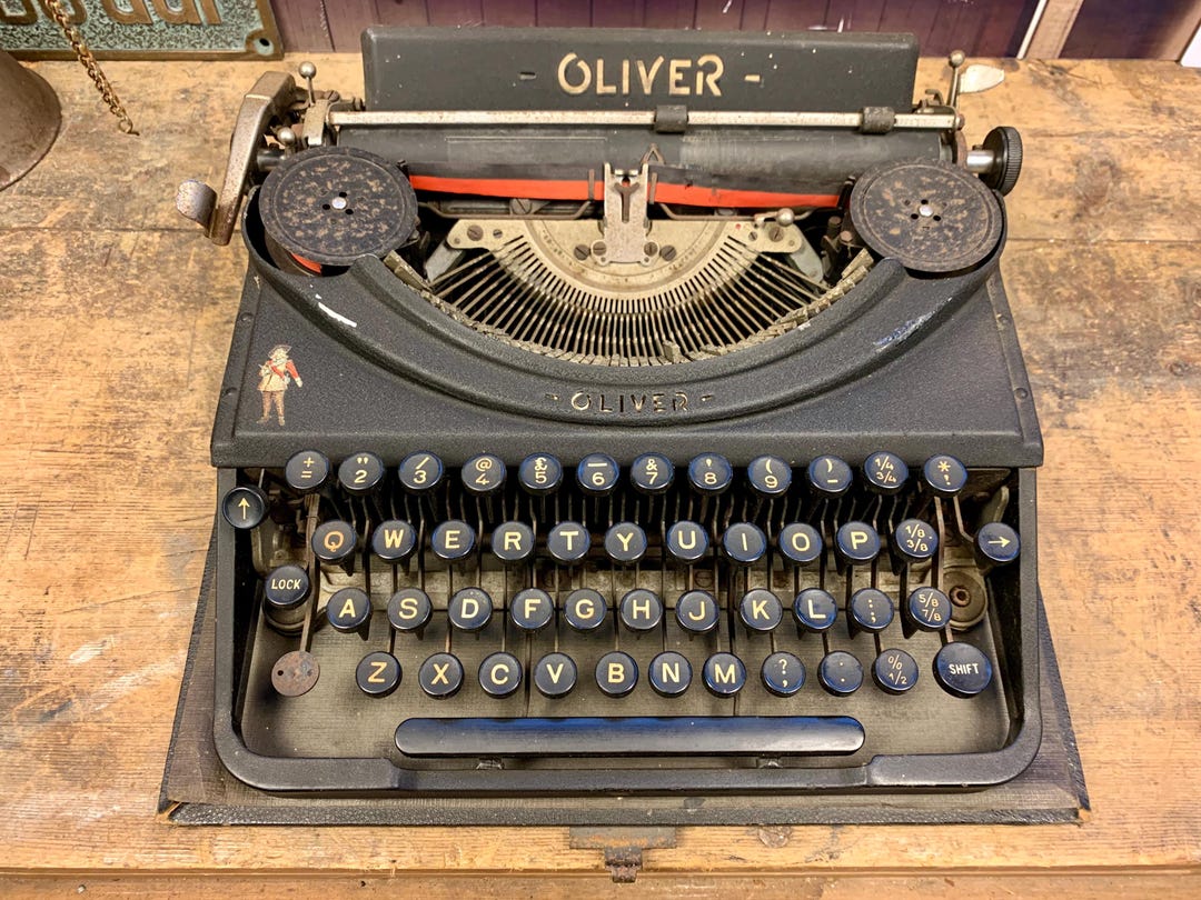 Vintage Antique Oliver Portable 4 Typewriter in 2-star Condition - Etsy