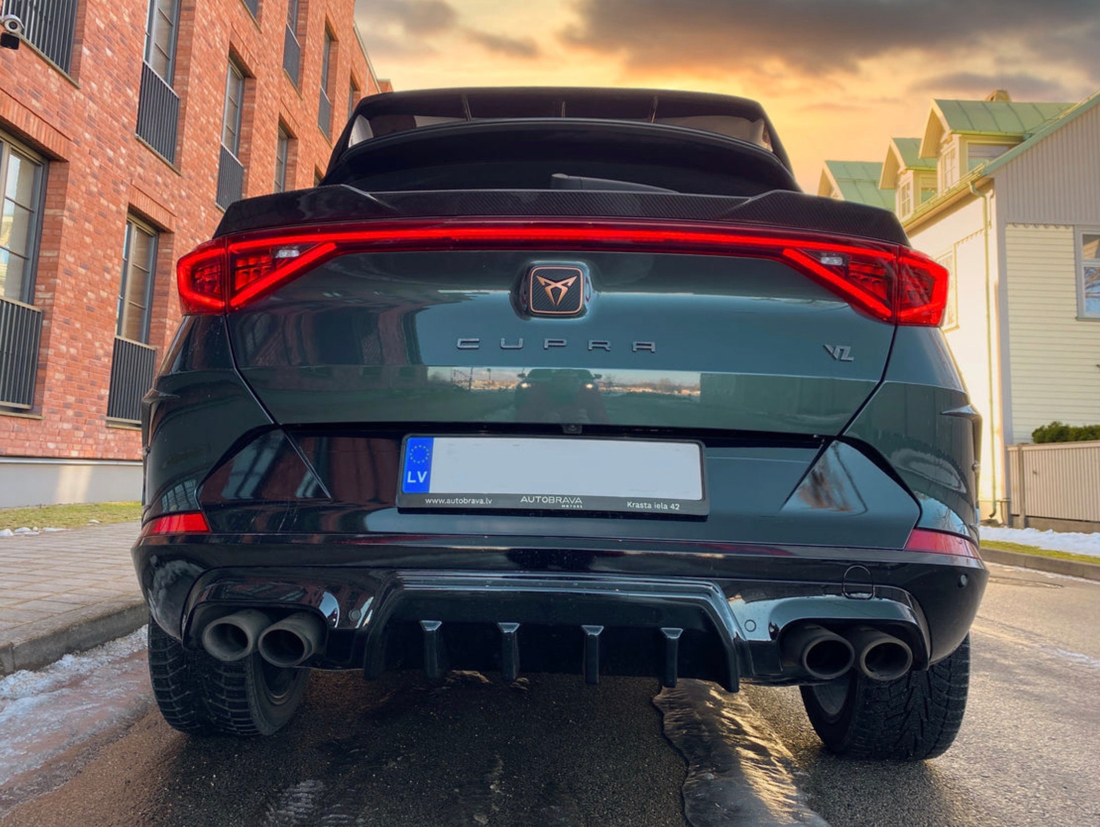 For Cupra Formentor Luxury Design Rear Bumper Agressive Diffuser ABS ...