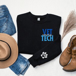 Personalized Vet Tech Shirt Custom Vet Tech Sweatshirt Vet Tech Gift ...