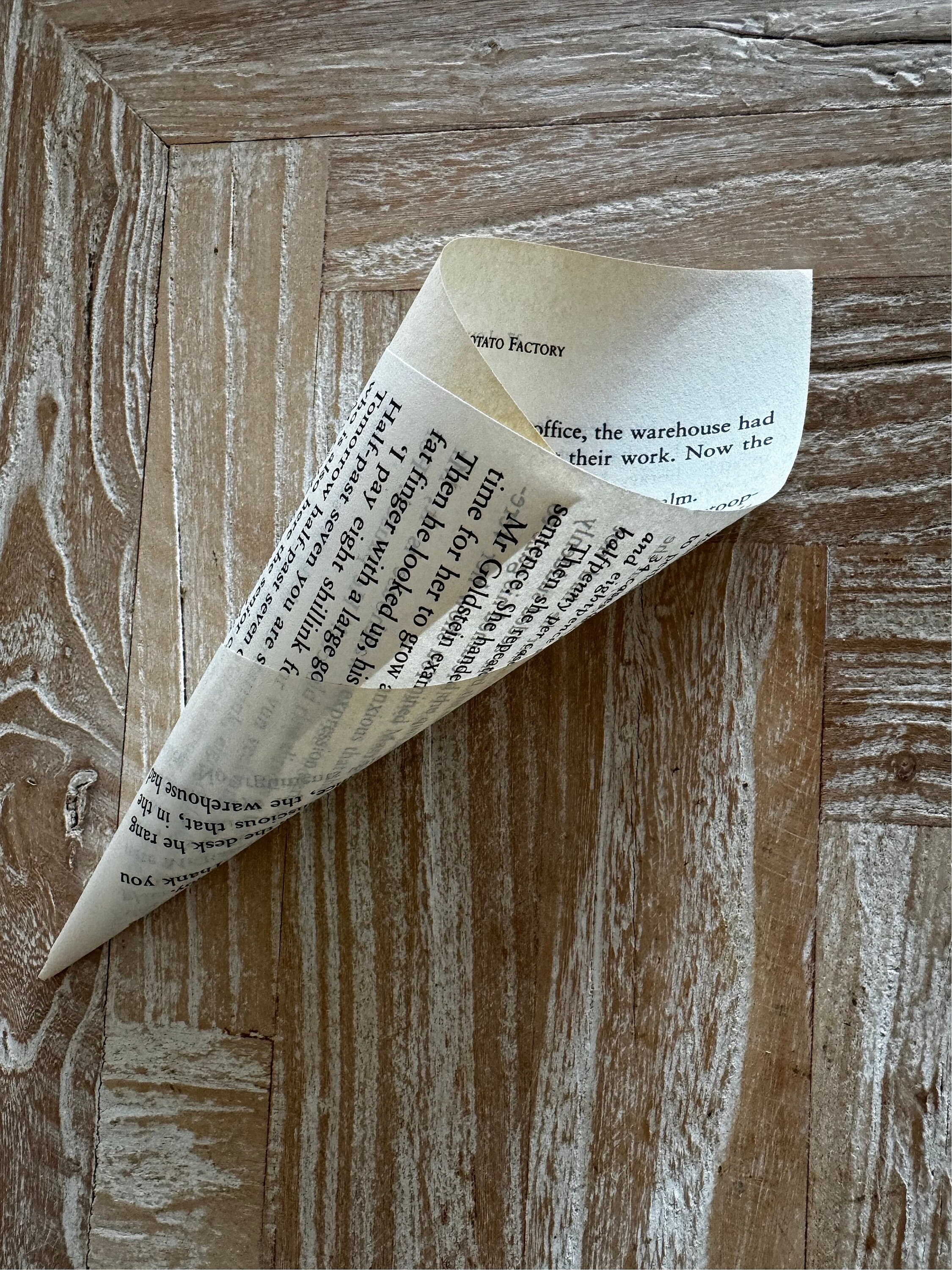 Book Page Confetti Cones, Confetti Holder, Wedding - Etsy