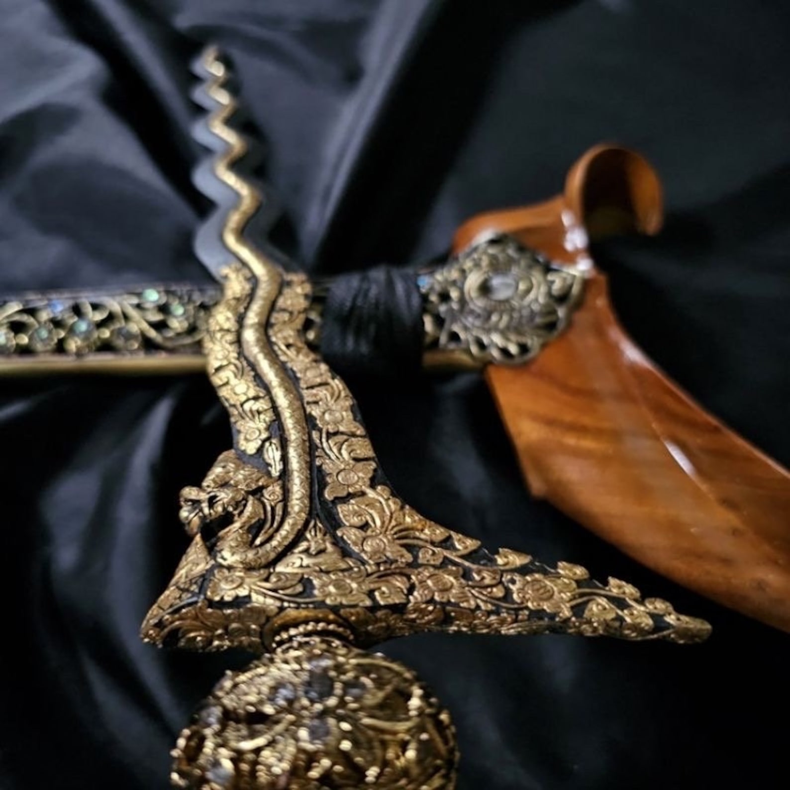 Keris Nogo Sosro XV Kinatah Sepuh Emas Ethnic Handmade - Etsy