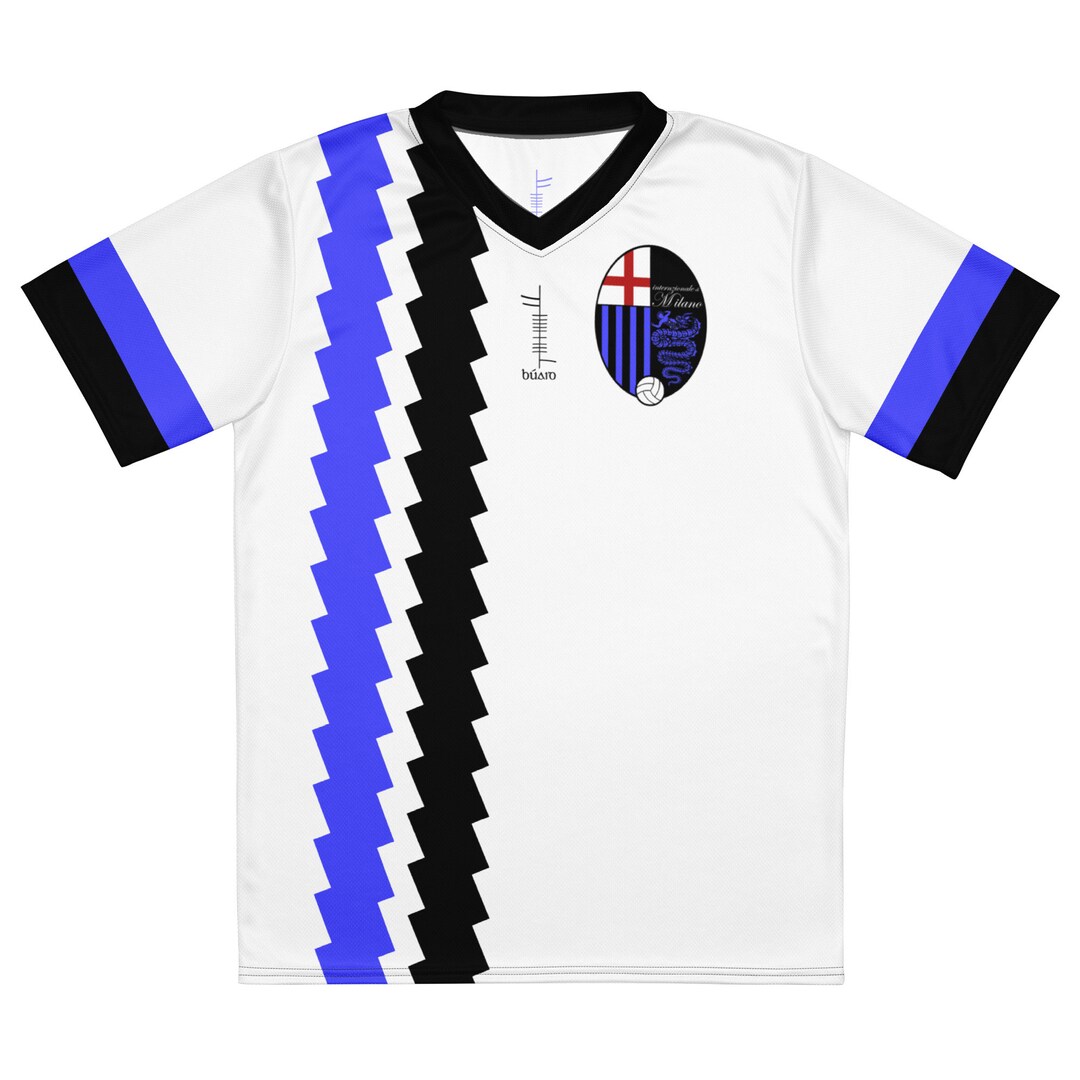 Búaid- Internazionale Di Milano Club Di Calcio- Léine Caide as Baile ...