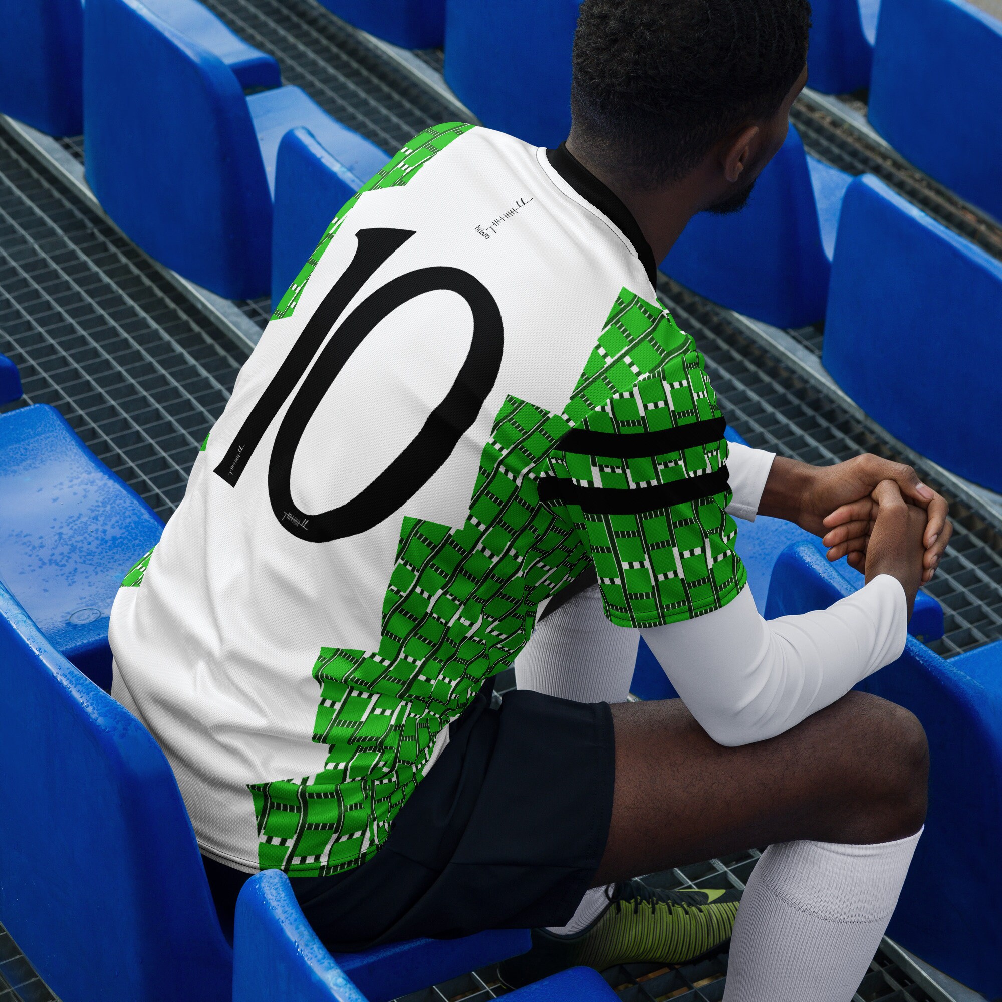 Búaid- Nigeria #10- Léine Caide/peile Abhaile- Nigerian National ...