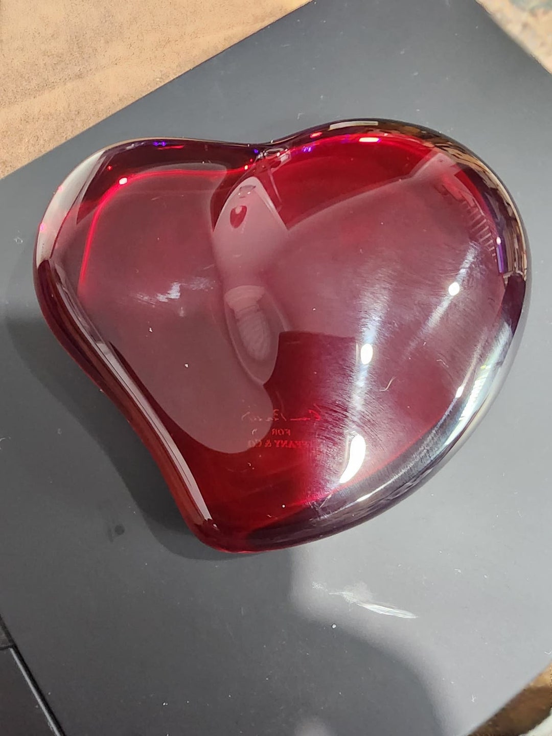 Tiffany and Co Elsa Peretti Red Heart Crystal Paperweight Designed in ...