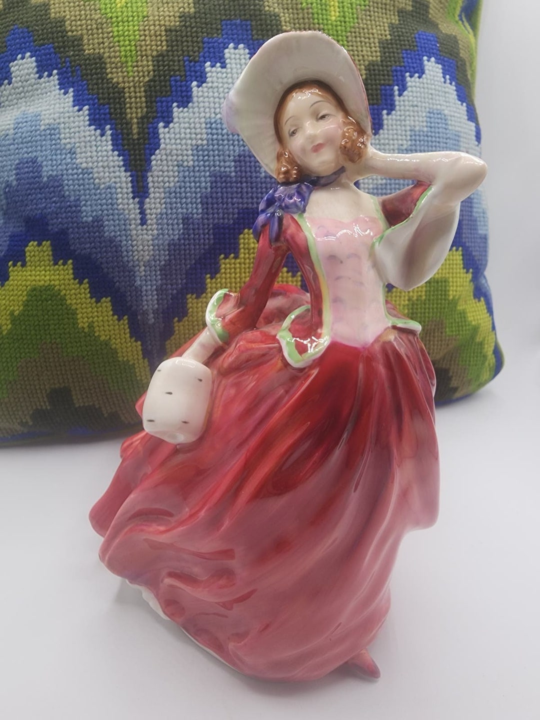 Royal Doulton HN 1934 Autumn Breezes Porcelain Figure - Etsy