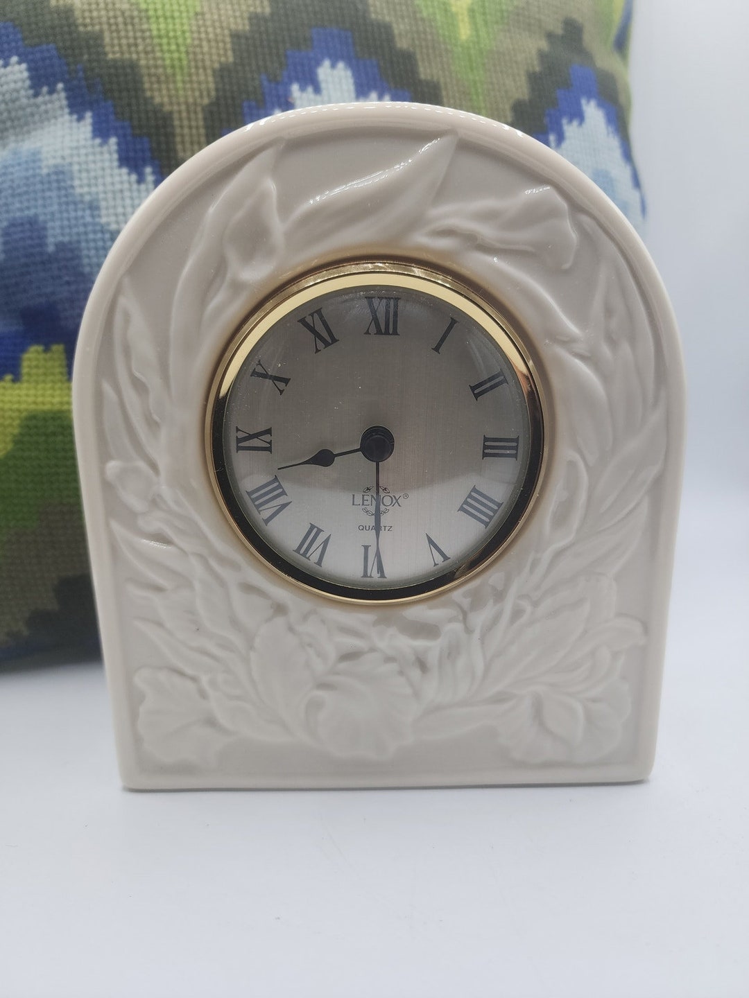 Lenox Dome Mantel Shelf Clock Ivory Round Gold Clock Face Quartz Made ...