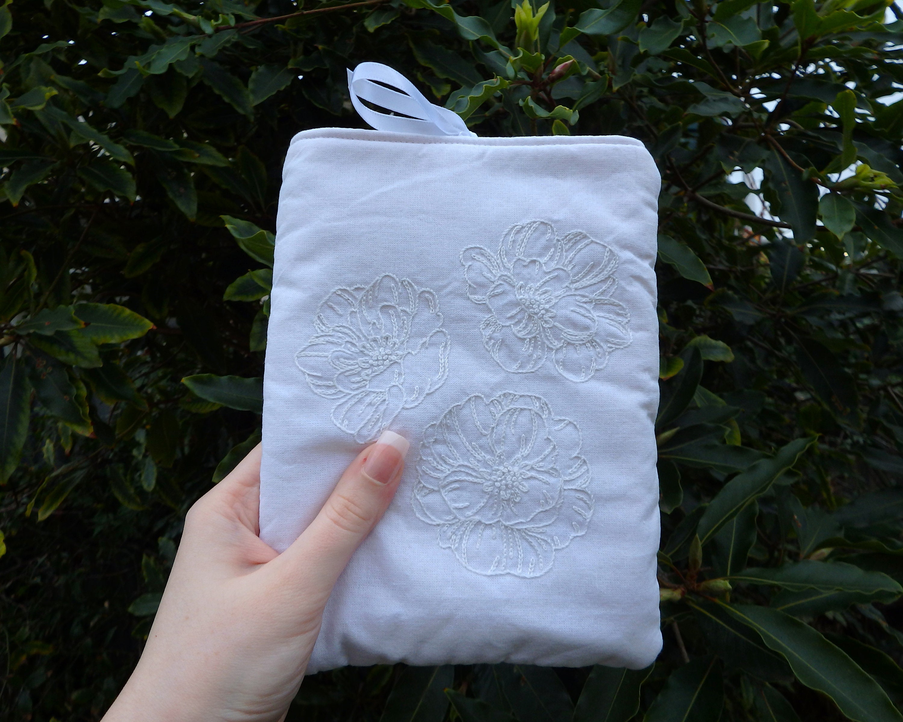 Handmade Embroidered ivory Blossoms Kindle Paperwhite Sleeve - Etsy ...
