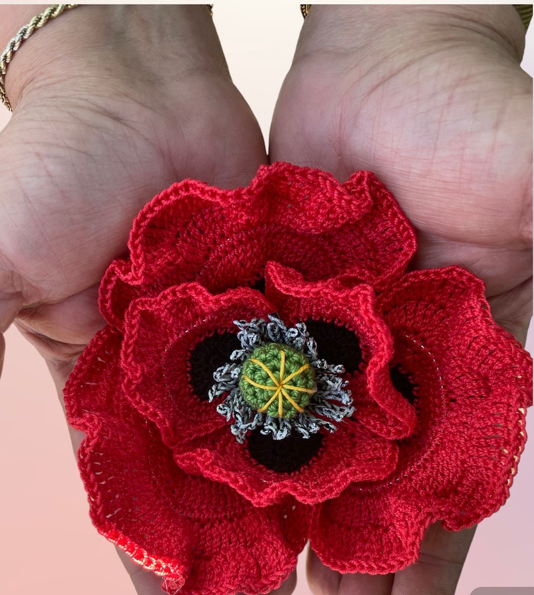 Customizable XXL Crocheted Poppy Flower: Handmade Remembrance Gift - Etsy
