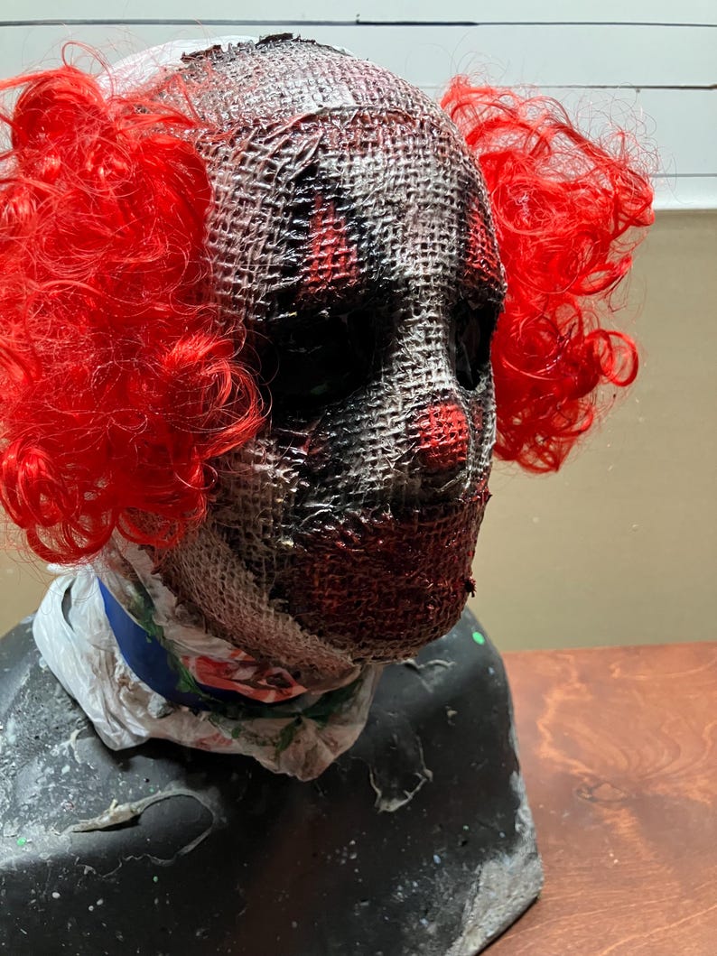 Scary Burlap Clown Mask – Creepy Red Hair Horror Prop, Haunted House ...
