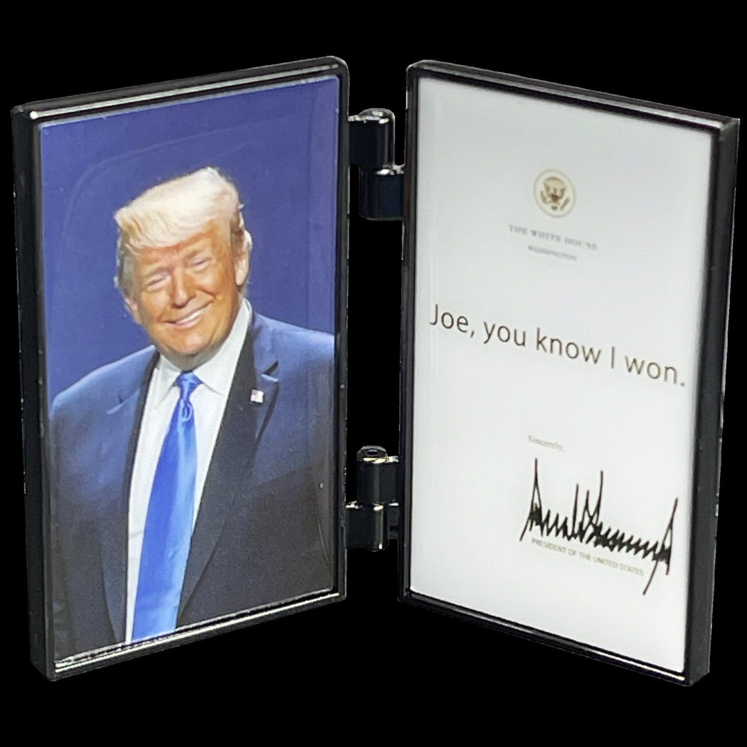 President Donald J. Trump 45 MAGA White House Folder Joe Biden Memo ...