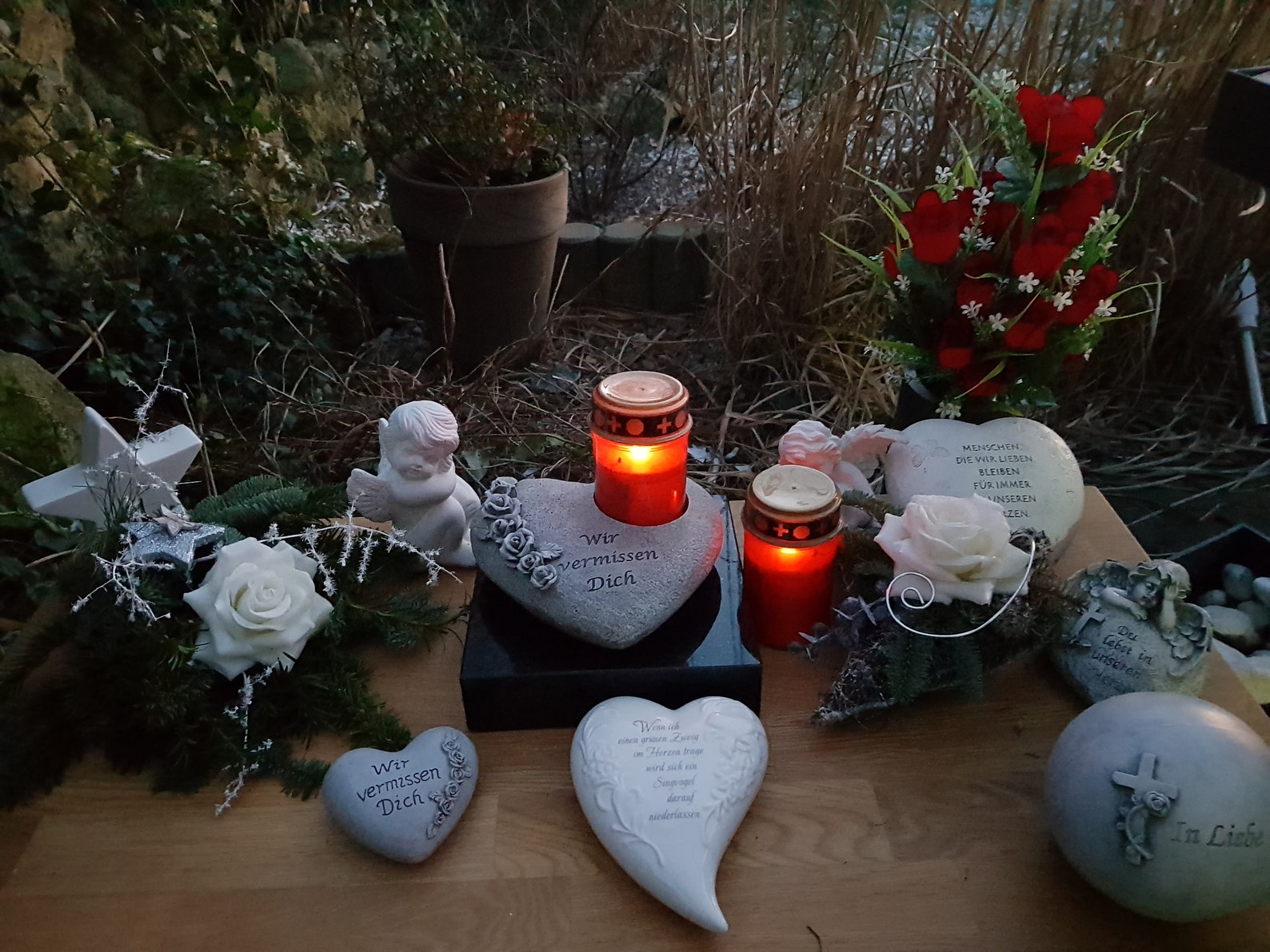 Grave Decoration, Heart as a Perfect Grave Decoration, Decorative ...