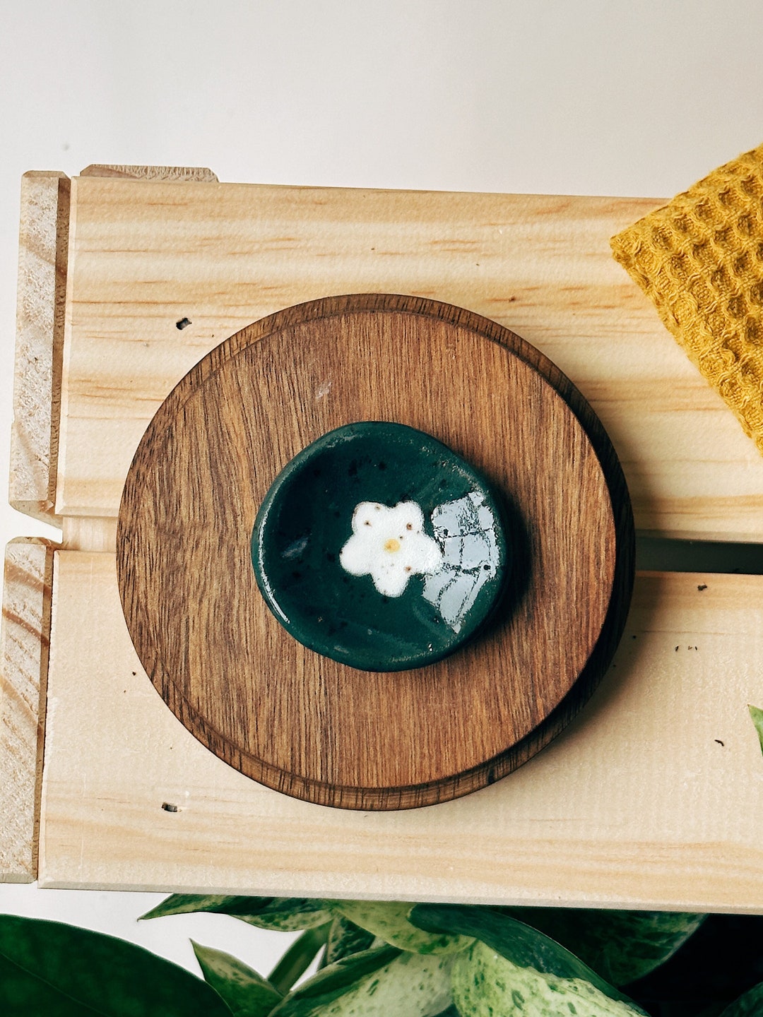 Handmade Ceramic Lily Pad Ring Dish - Etsy