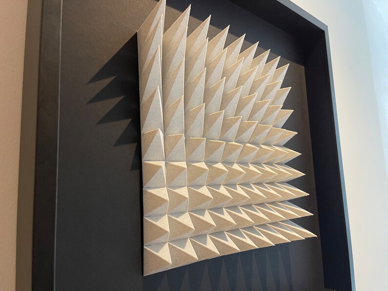 Spiked 3D Printed Wall Art With Marble Effect - Geometric 3D Parametric ...