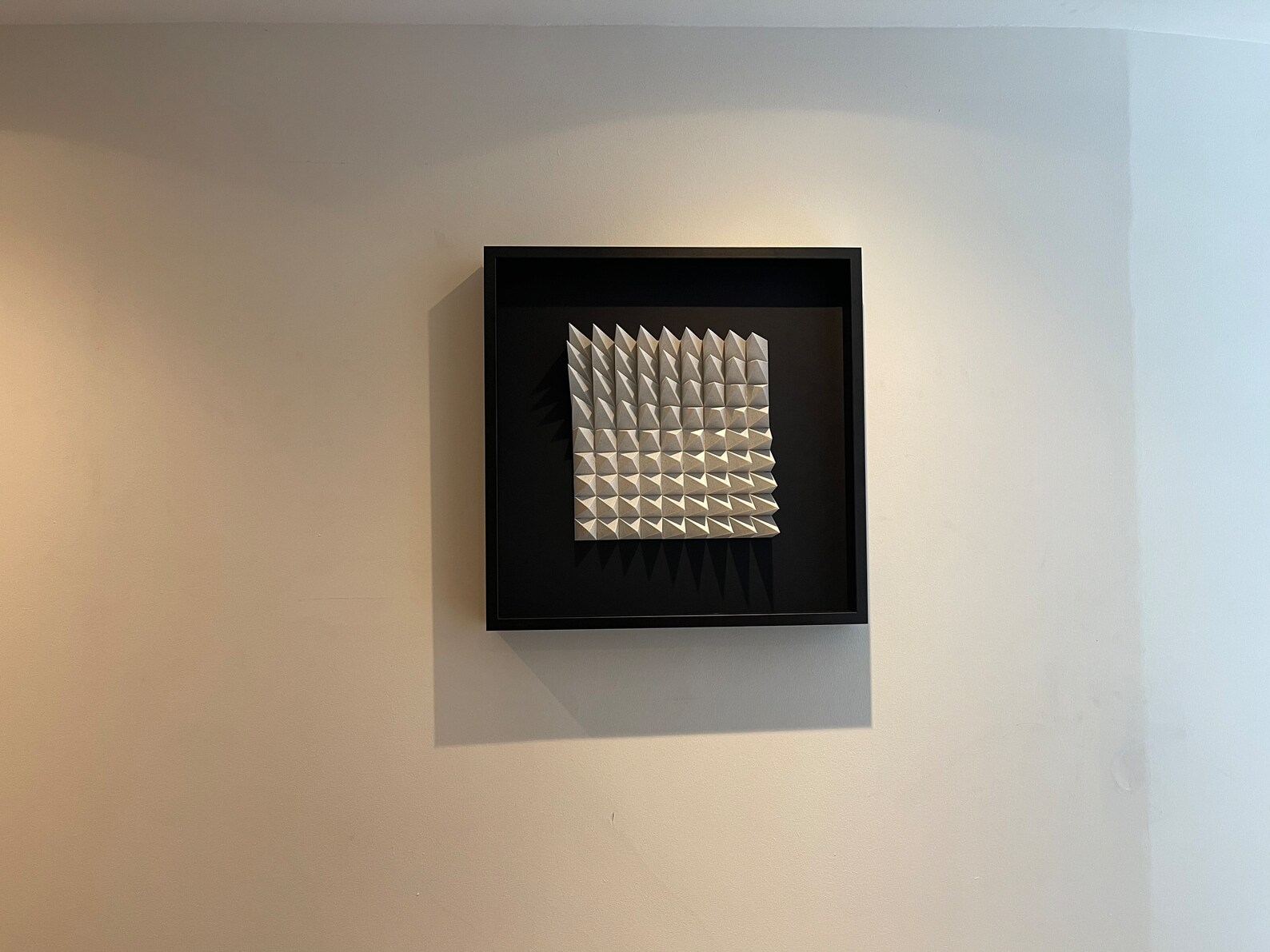 Spiked 3D Printed Wall Art With Marble Effect - Geometric 3D Parametric ...