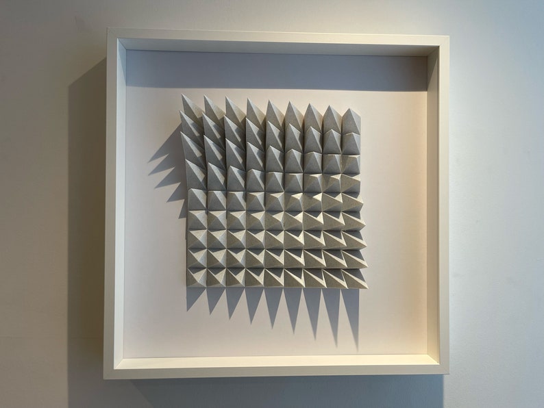 Spiked 3D Printed Wall Art With Marble Effect - Geometric 3D Parametric ...