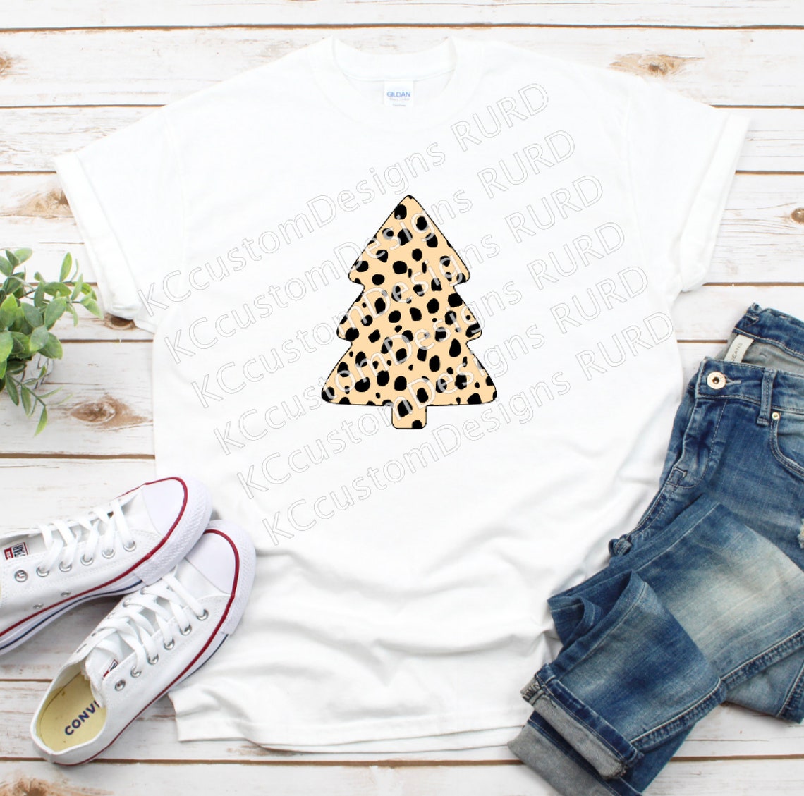 Spotted Leopard Christmas Tree SVG PNG, Christmas Tree Svg, Vintage ...