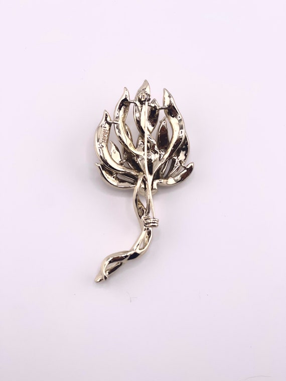 Vintage| Signed Lisner 1950s Classic Brooch Pin| Lotu… - Gem