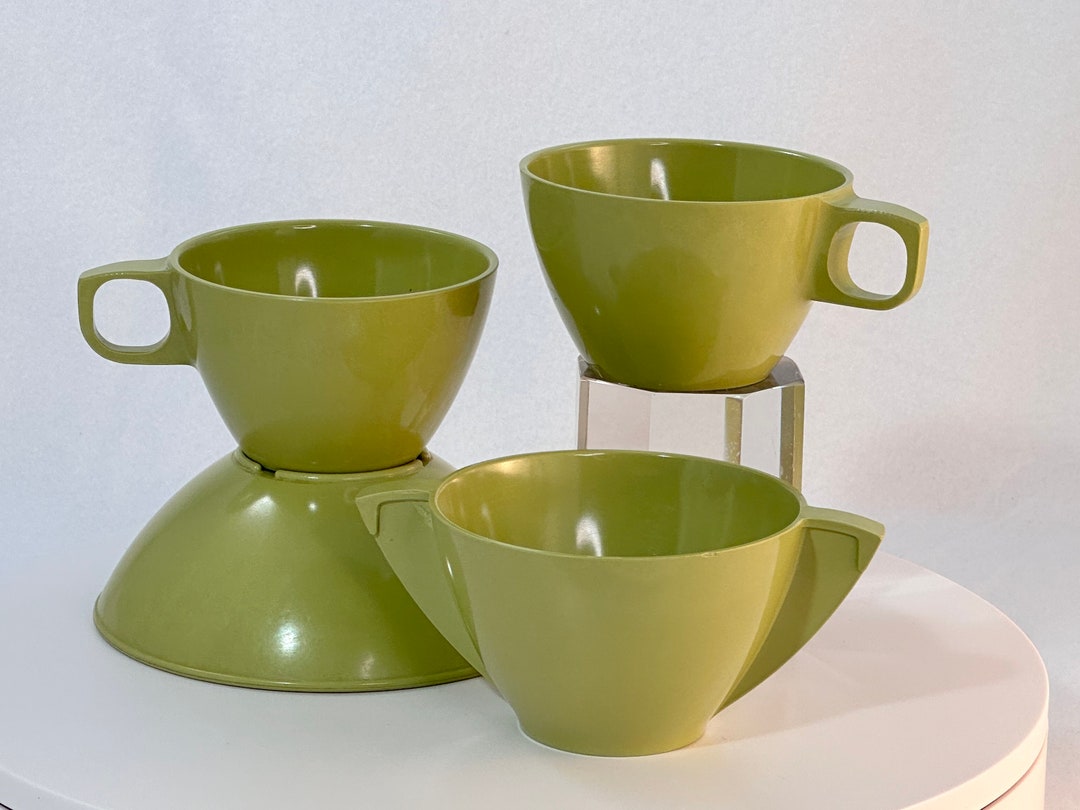 Avocado Green Melmac Melamine Mallo-ware 4 Piece Set Vintage Plastic ...