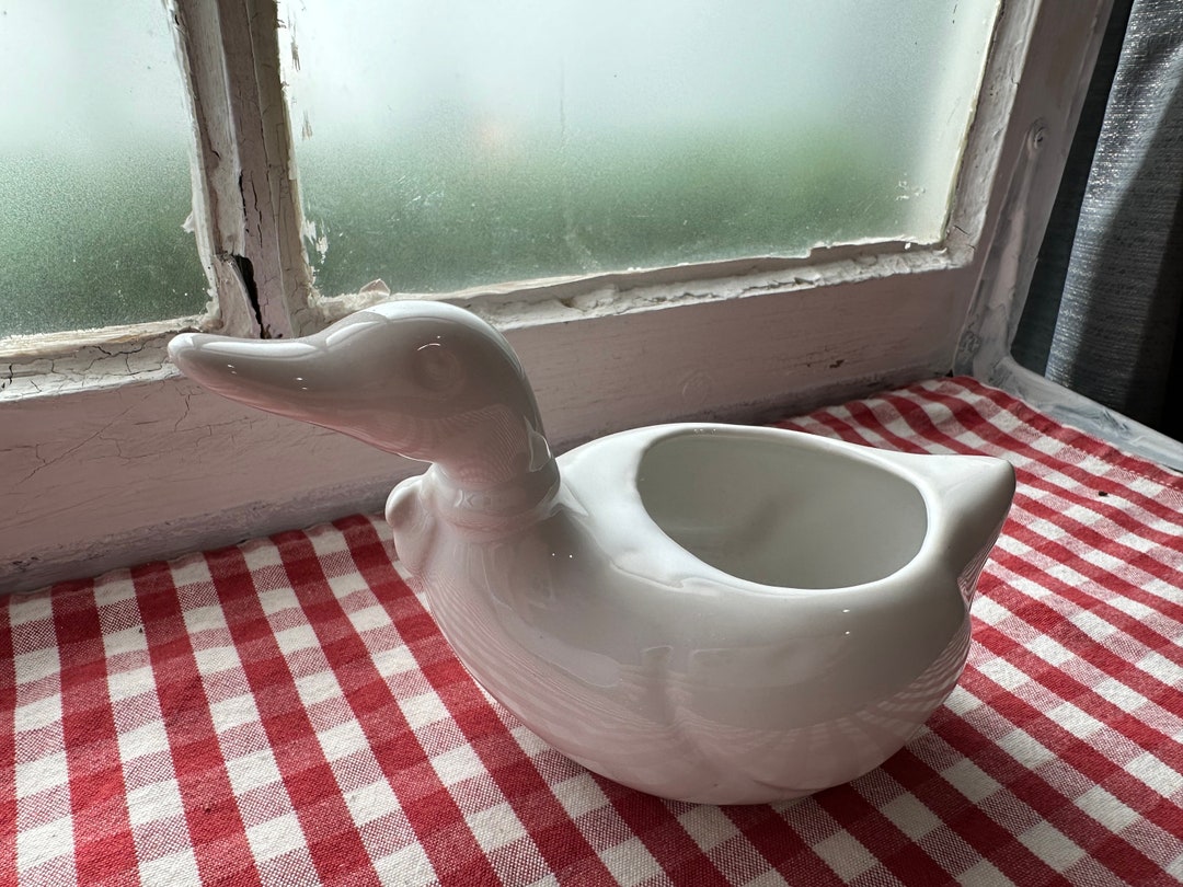 Little White Duck Planter Vintage Ceramic Bird Cache Succulent Flower ...