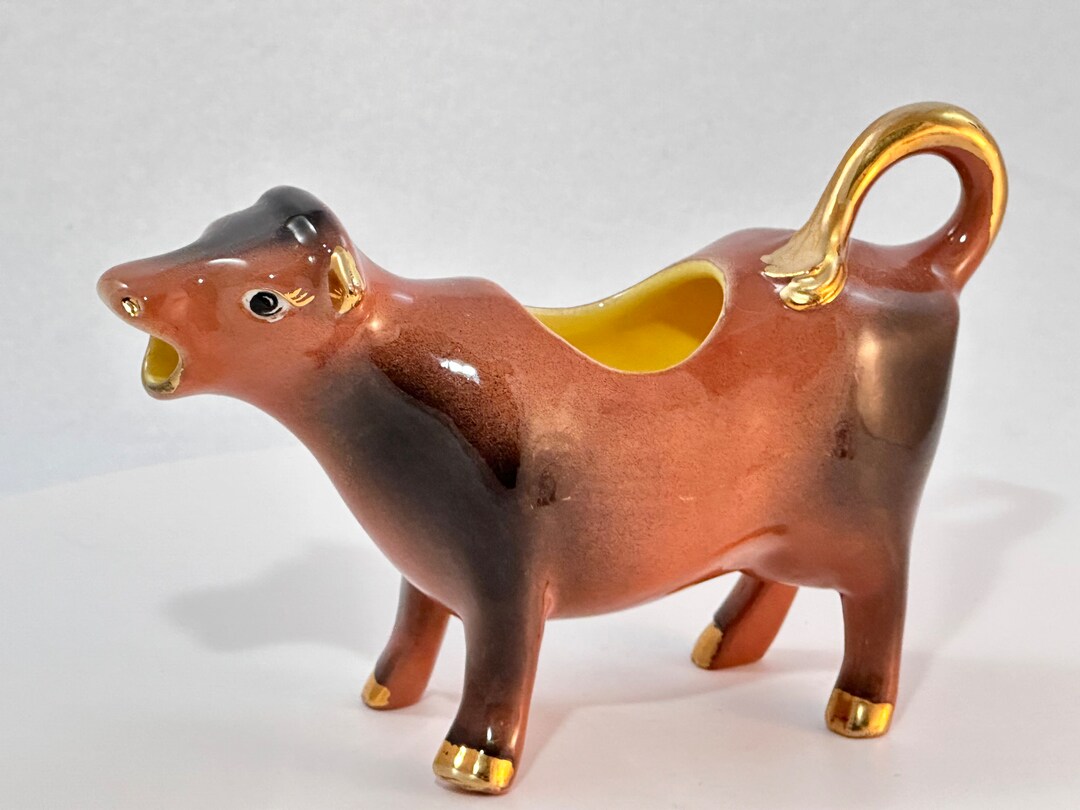 Kintsugi on Vintage Goebel German Cow Creamer Airbrushed Gold Luster ...