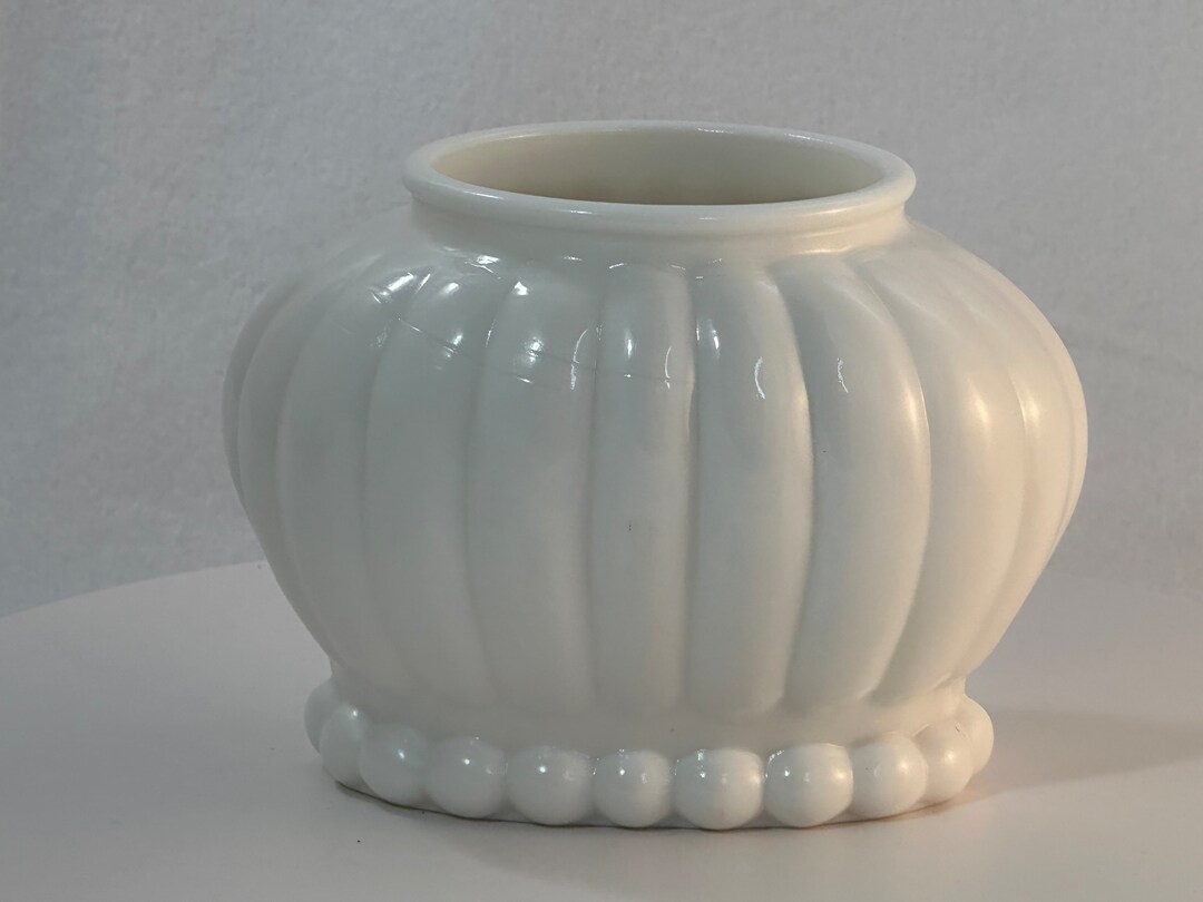 Vintage Milk Glass Planter Squat Puff Scalloped Oval Small Cache Pot ...