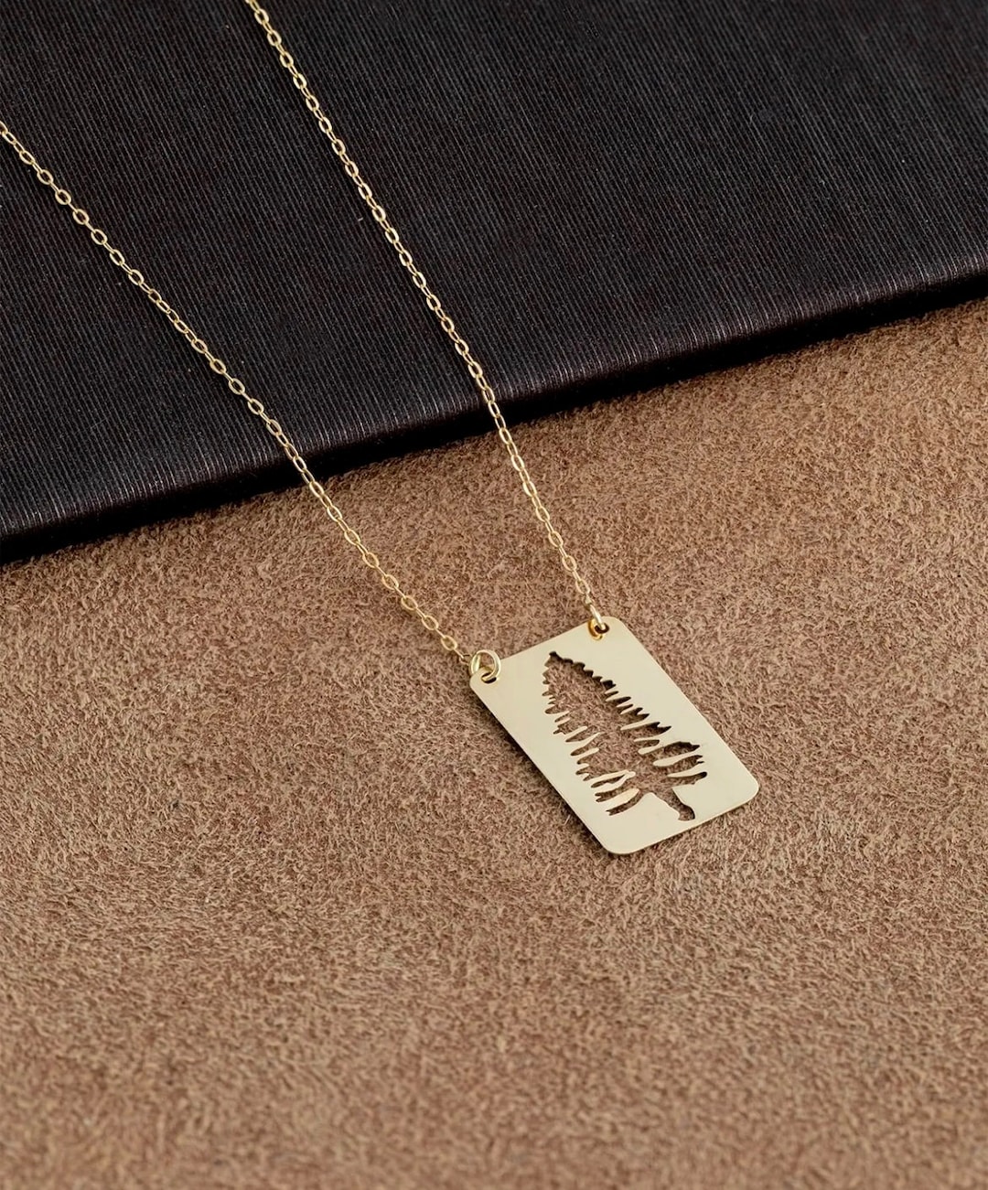 14K Solid Gold Christmas Tree Necklace, Real Gold Pine Tree Necklace ...