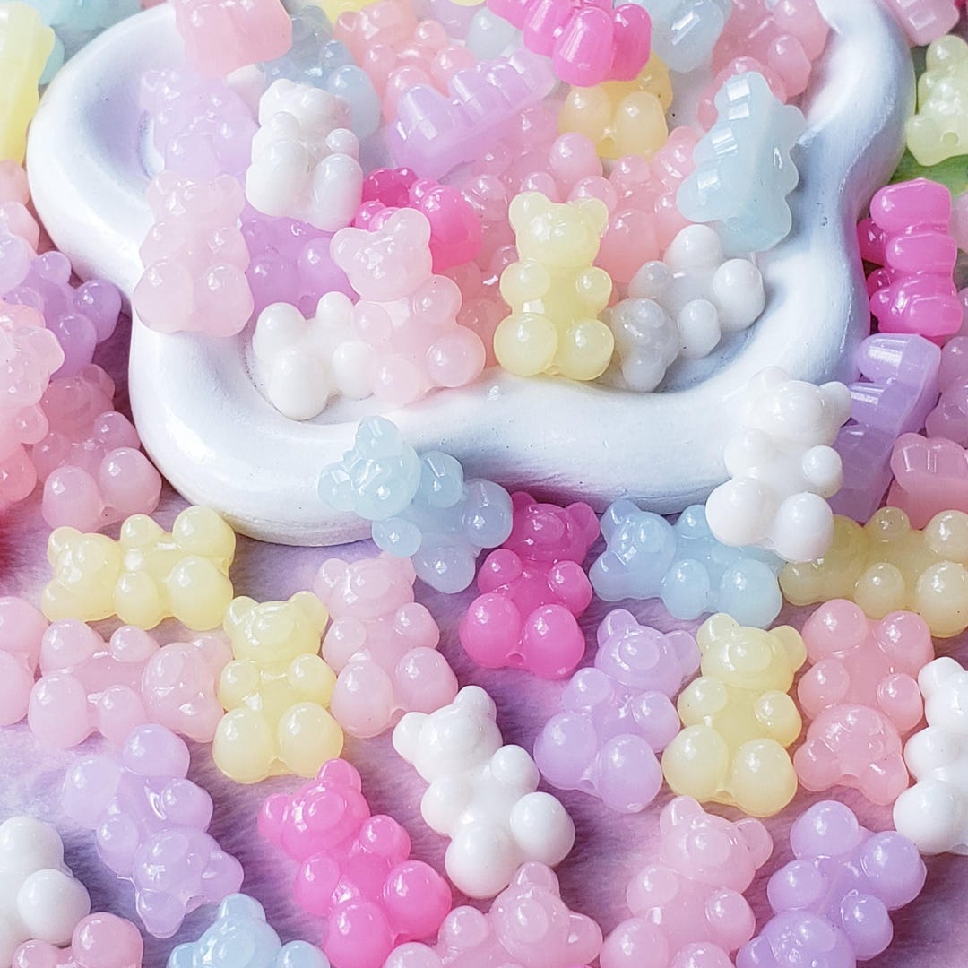 10 or 25pcs Assorted Kawaii Jelly Pastel Glossy Gummy Bear Beads Resin ...