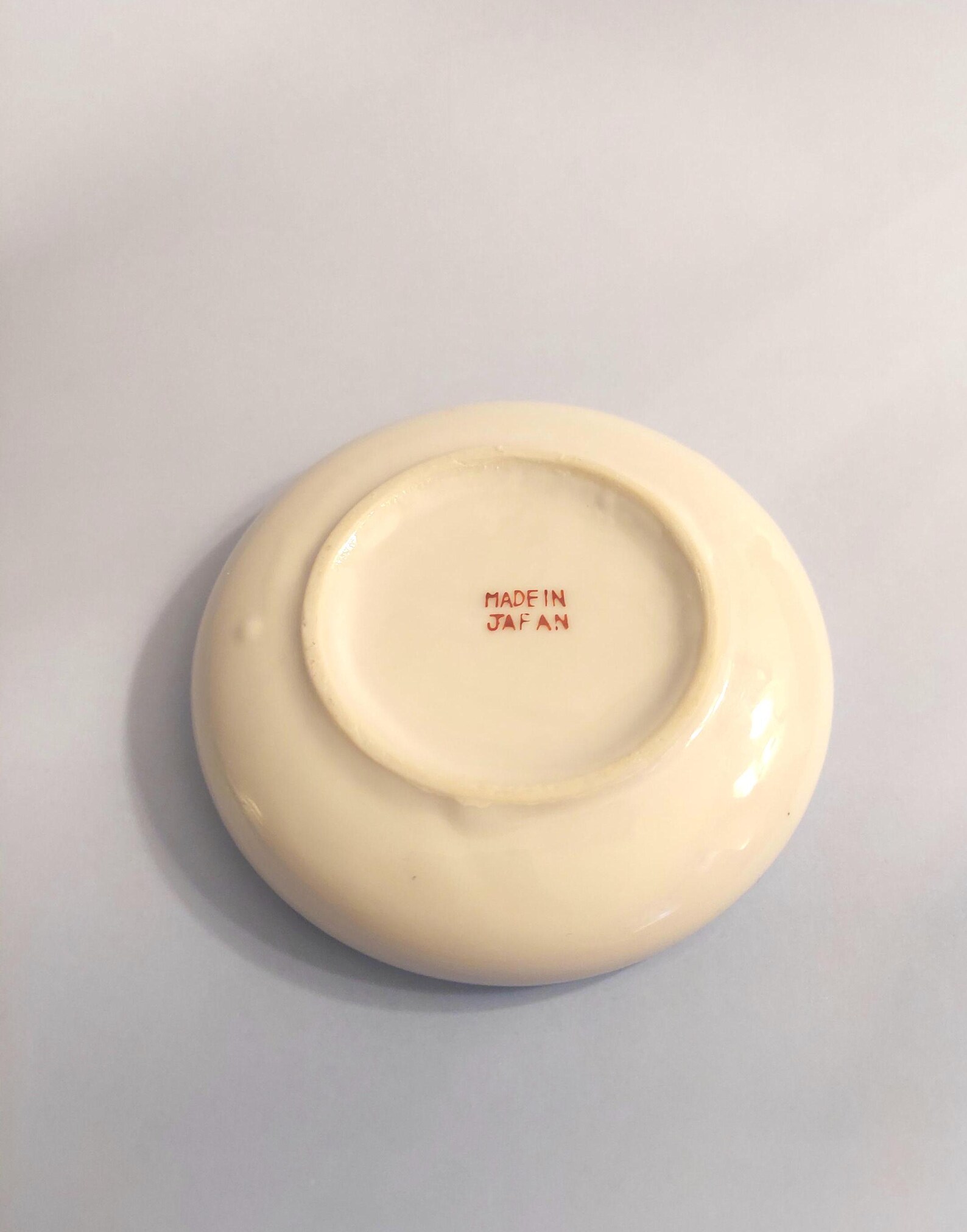 Vintage Japanese Ceramic Porcelain Ashtray With Oldsmobile Runabout ...